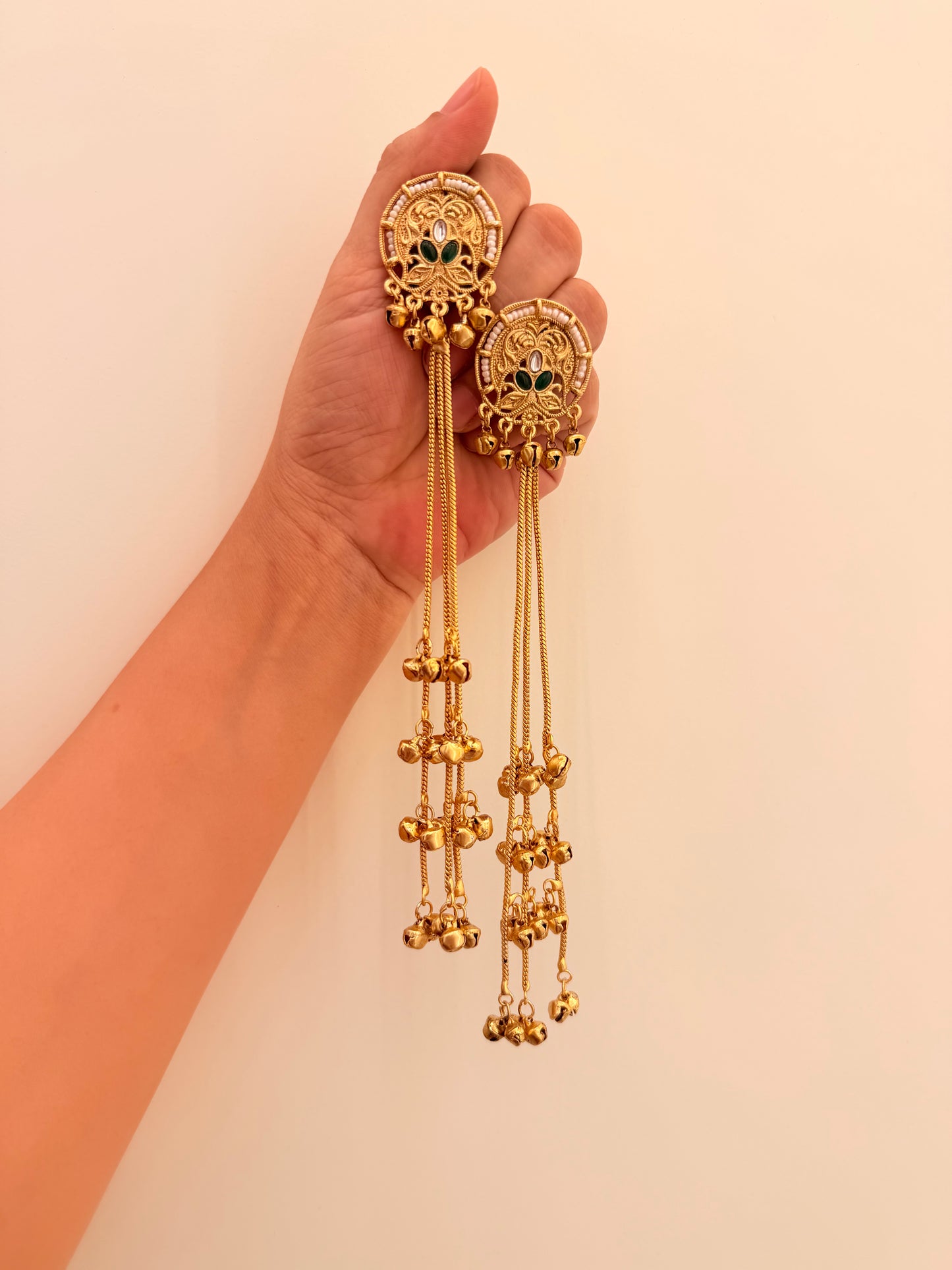 Ameera Green Stone – Label DKI